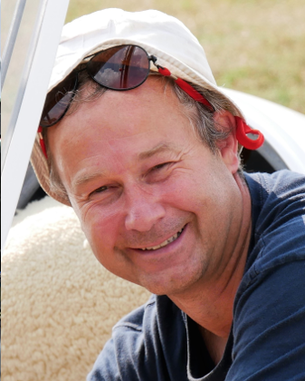 Booker Gliding Club – Discover Gliding